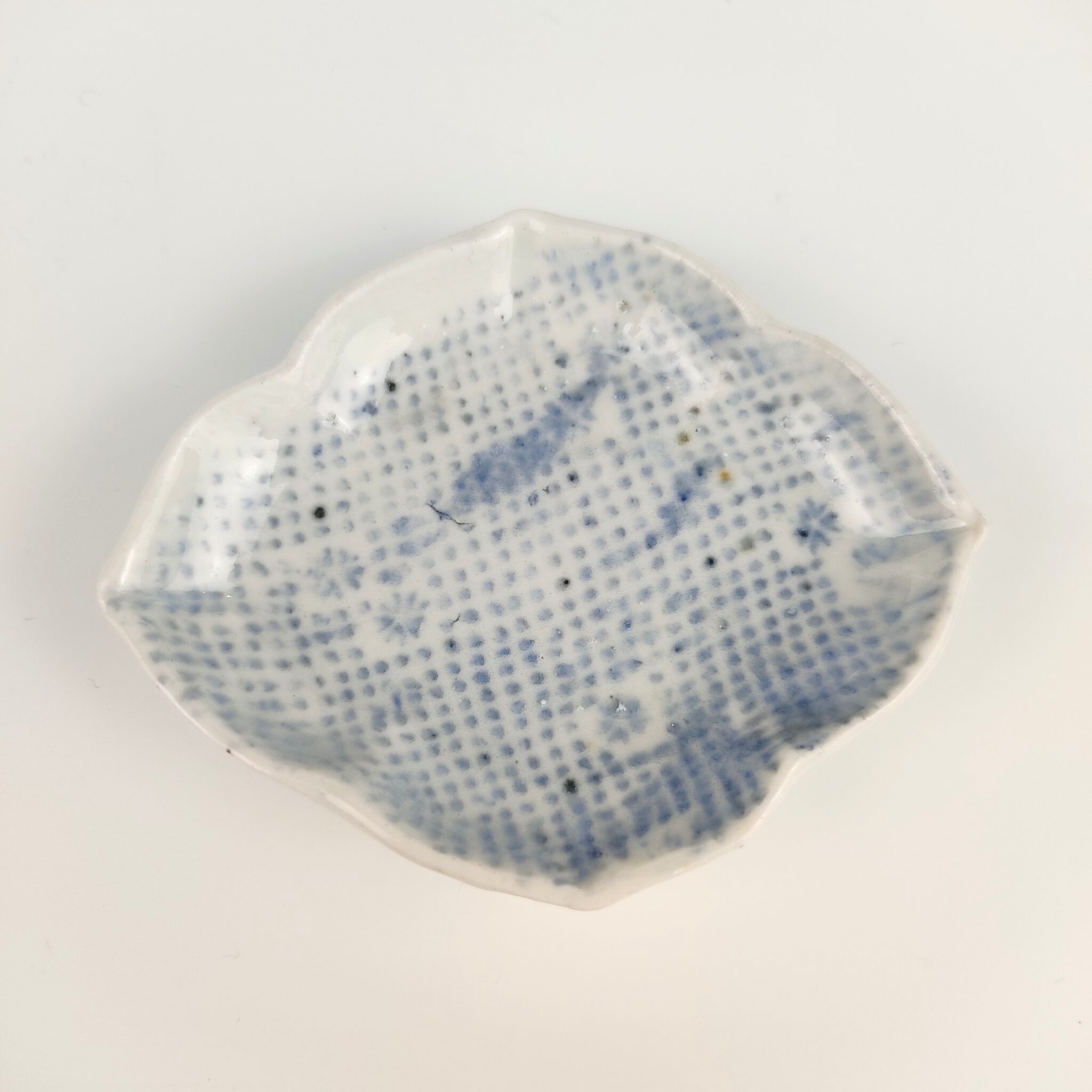 japanese antique Imari ware blue and white paper stamp tiny dish ...